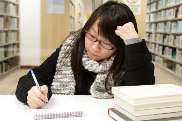 Studying Alone Vs. Study With A Group: What Works Better?
