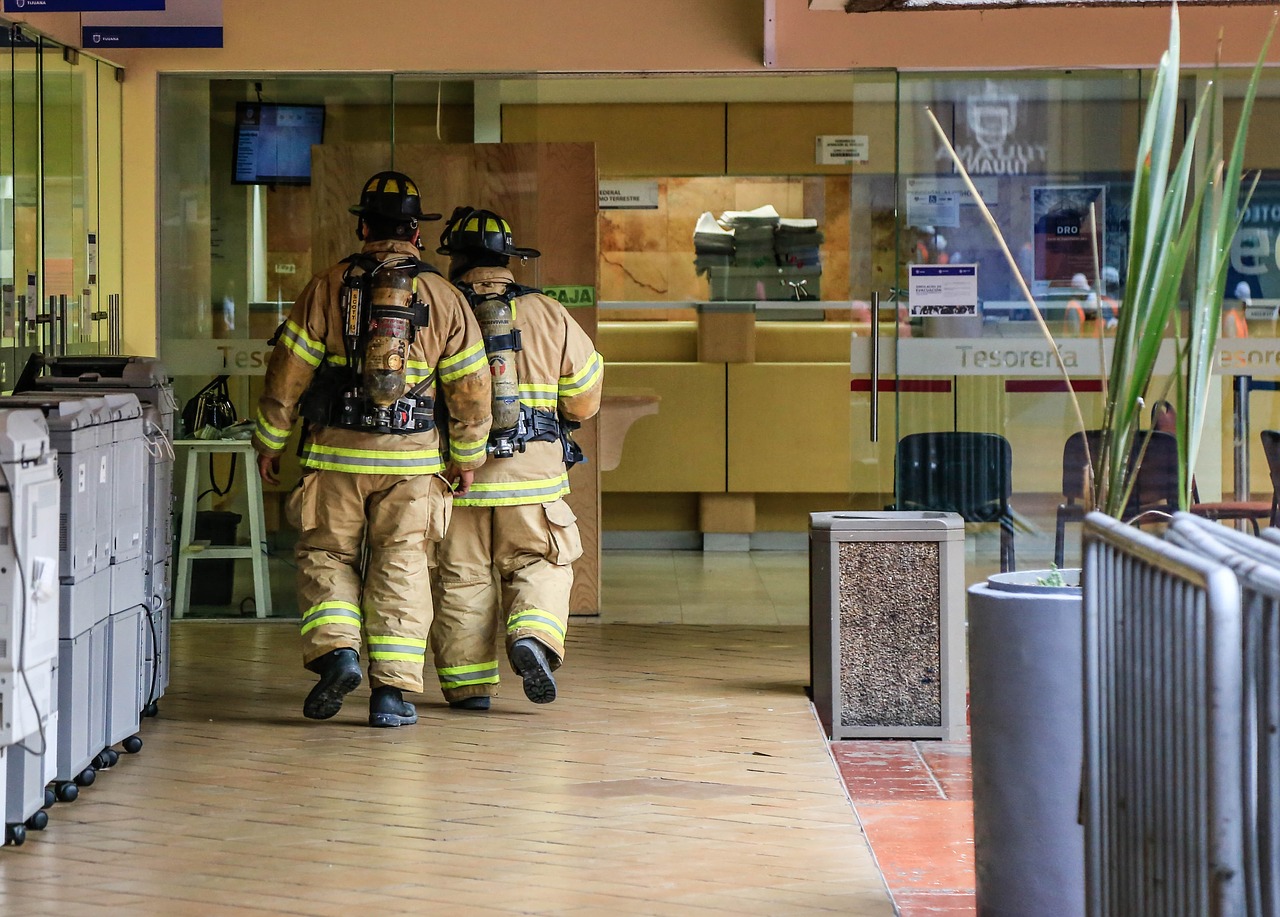 8 Reasons to Become a Firefighter