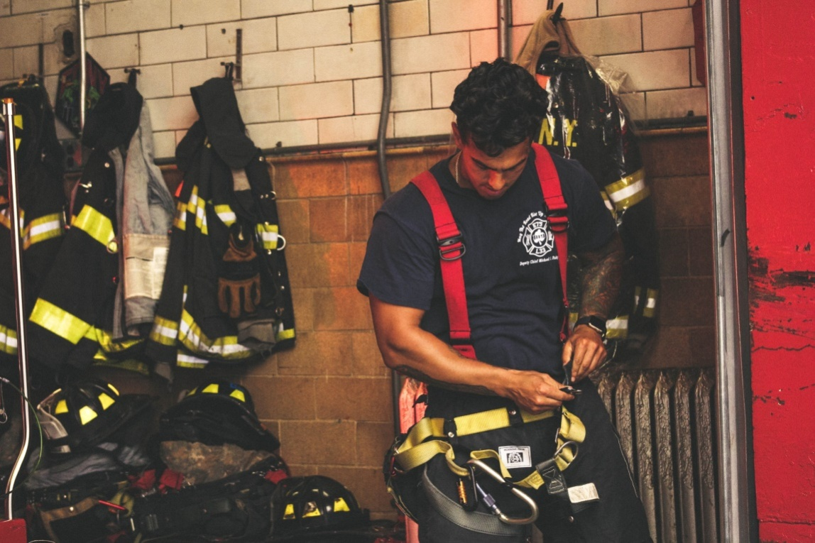 8 Reasons to Become a Firefighter